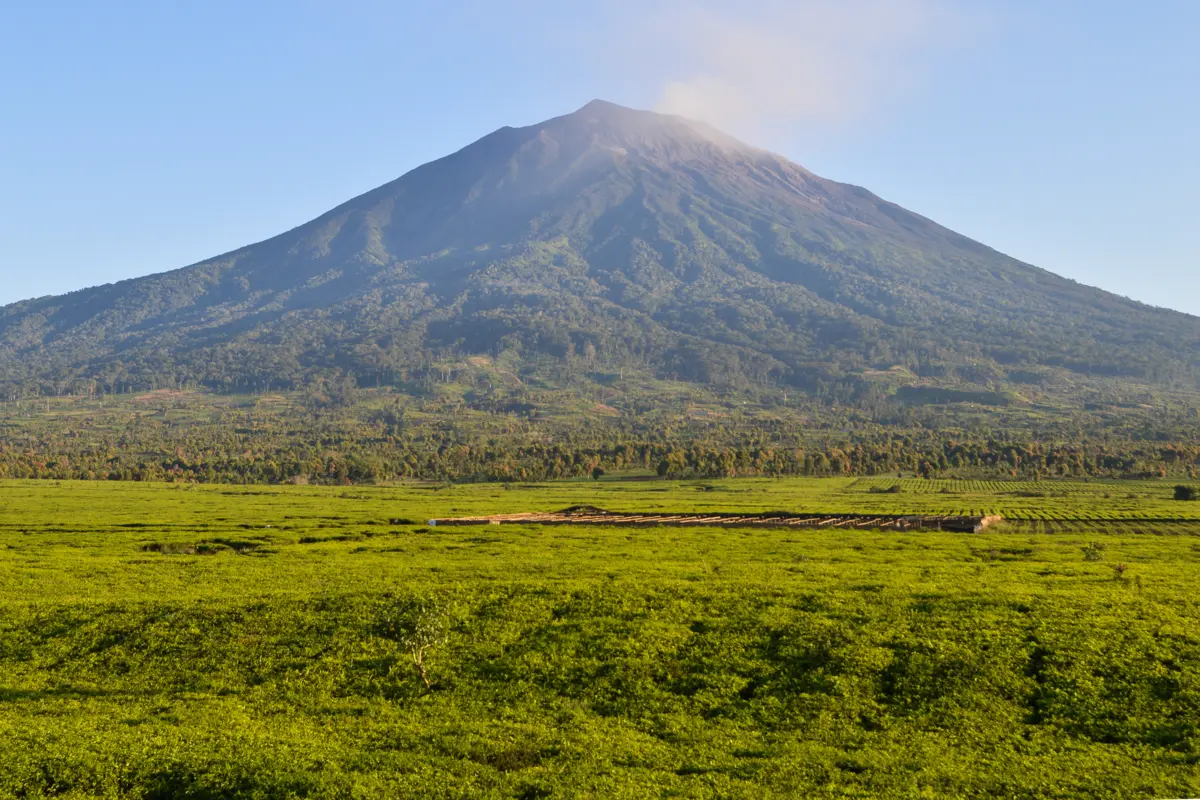 Gunung Berapi Tertinggi di Indonesia - Gunung Berapi